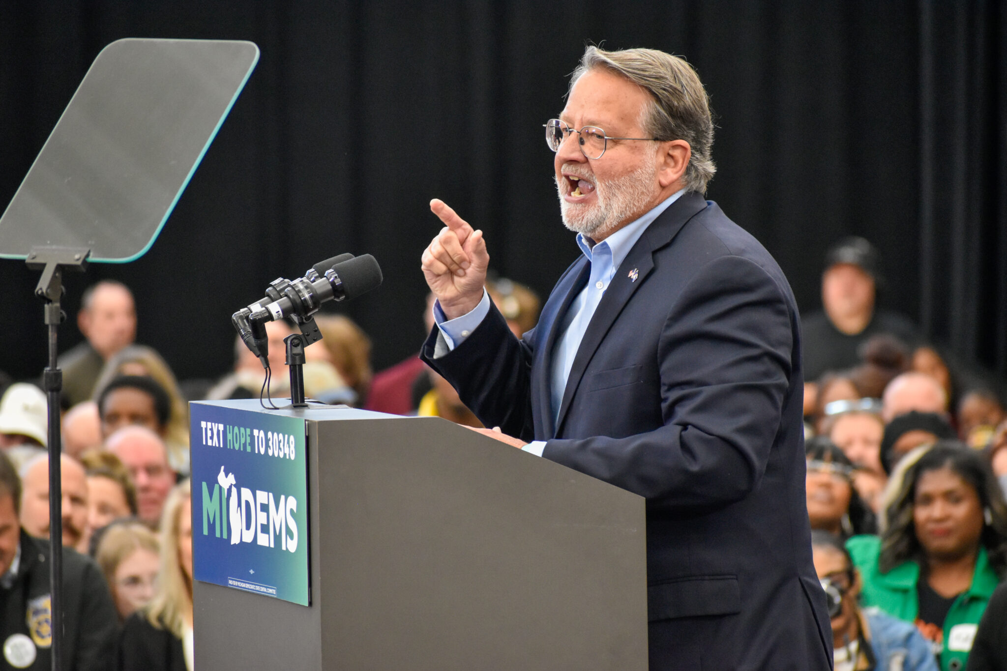 Michigan Dem senator slams DHS, FBI chiefs for refusing to publicly ...