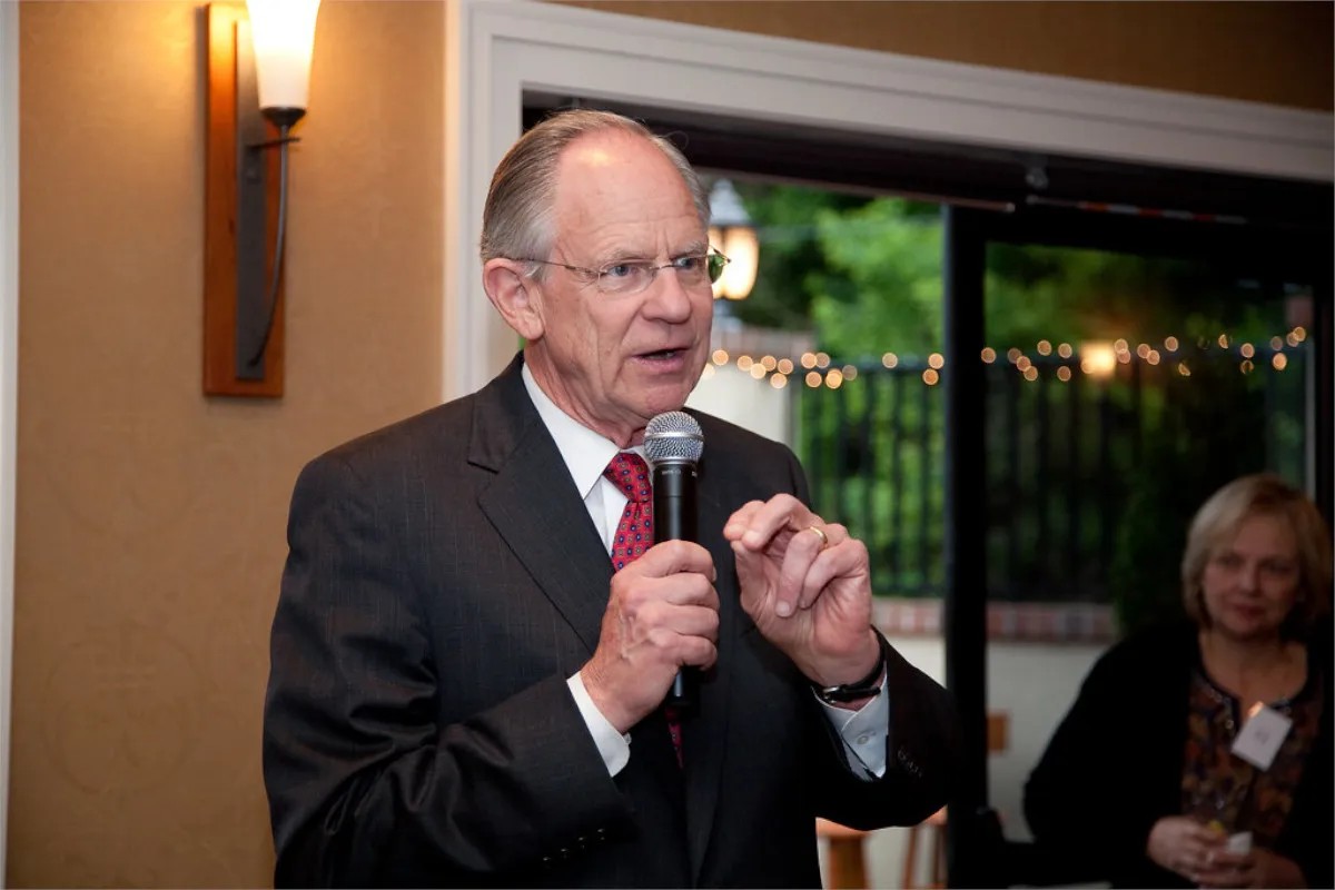 Former Governor, Congressman Mike Castle dies at 86 | News From The States