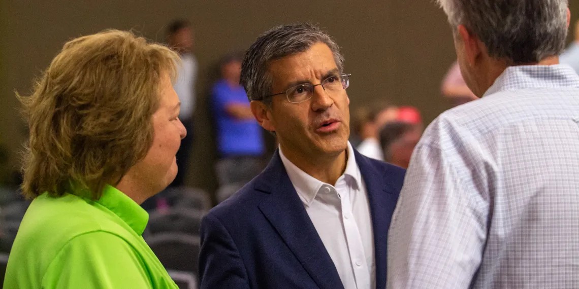 Conservative researcher Ted Dabrowski enters Illinois GOP primary for ...