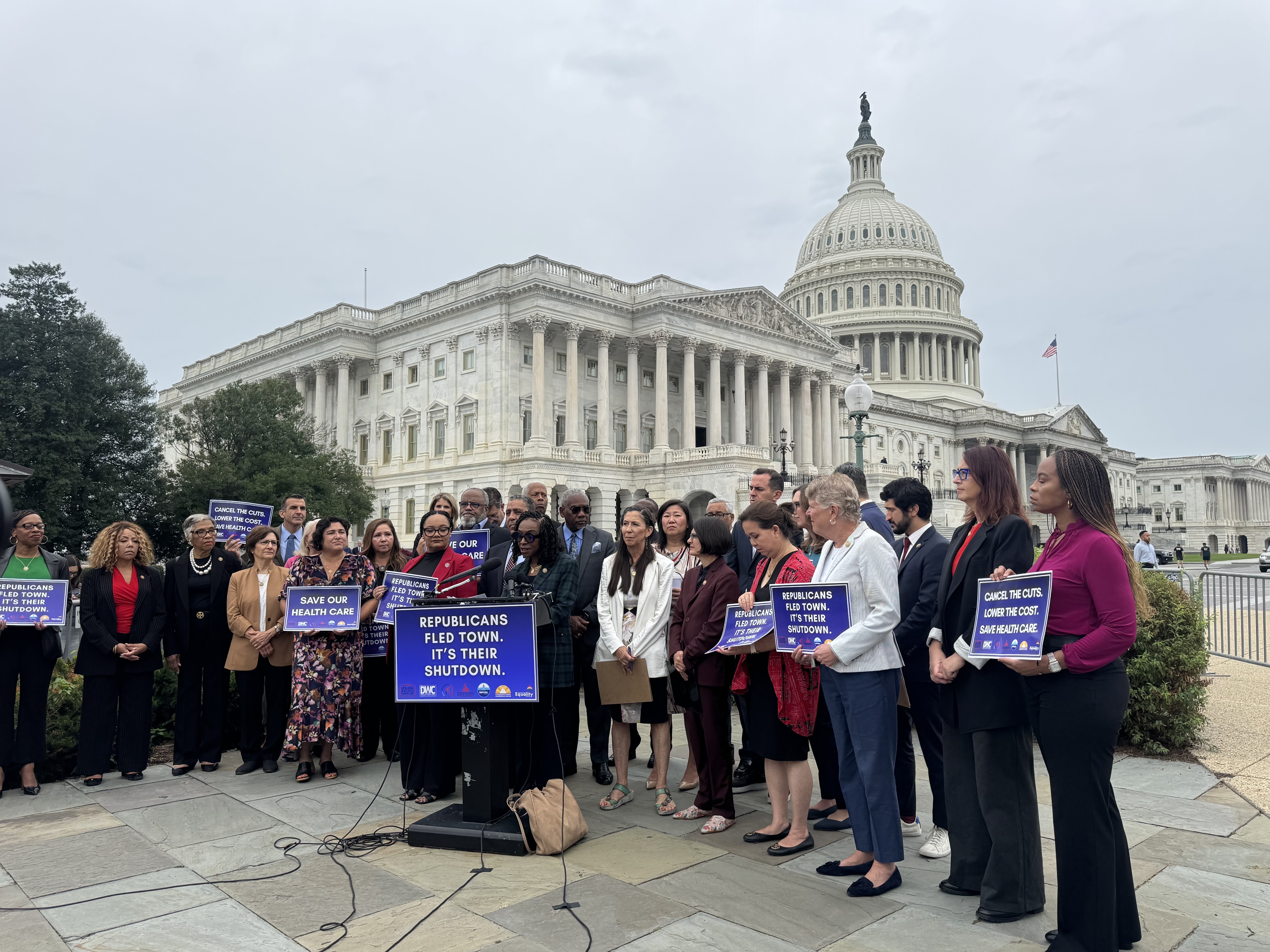 Federal government shutdown begins, with no easy exit in sight | News ...