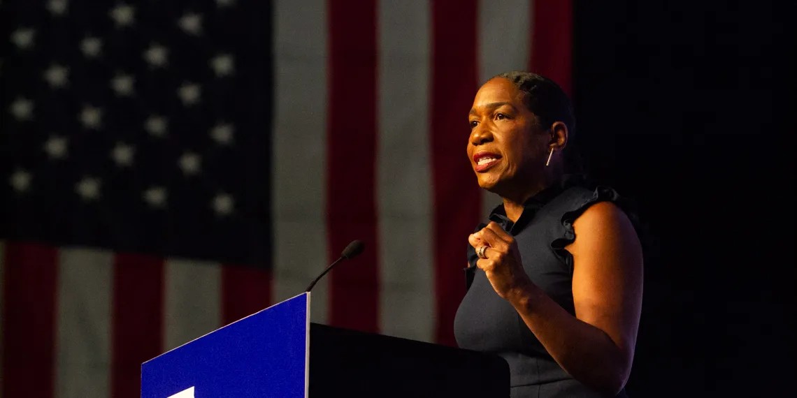 Stratton aims to bring Pritzker administration policies to national ...