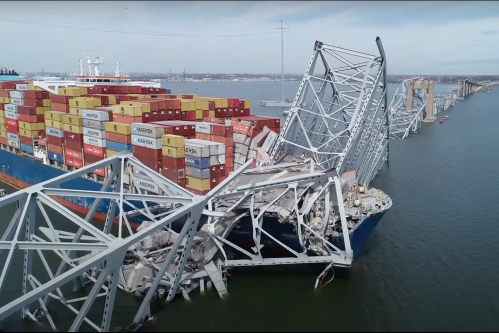 Transcripts offer look inside the Dali moments before crashing into the ...