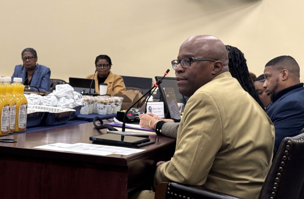 Witnesses bring emotional testimony for, against Second Look Act | News ...