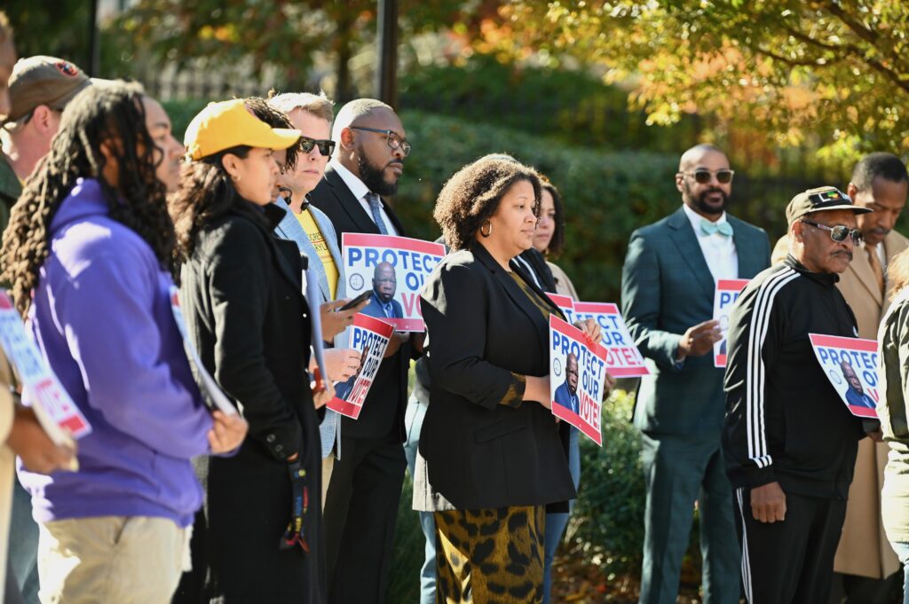 Mid-decade redistricting poses more risk than reward, Ferguson warns ...