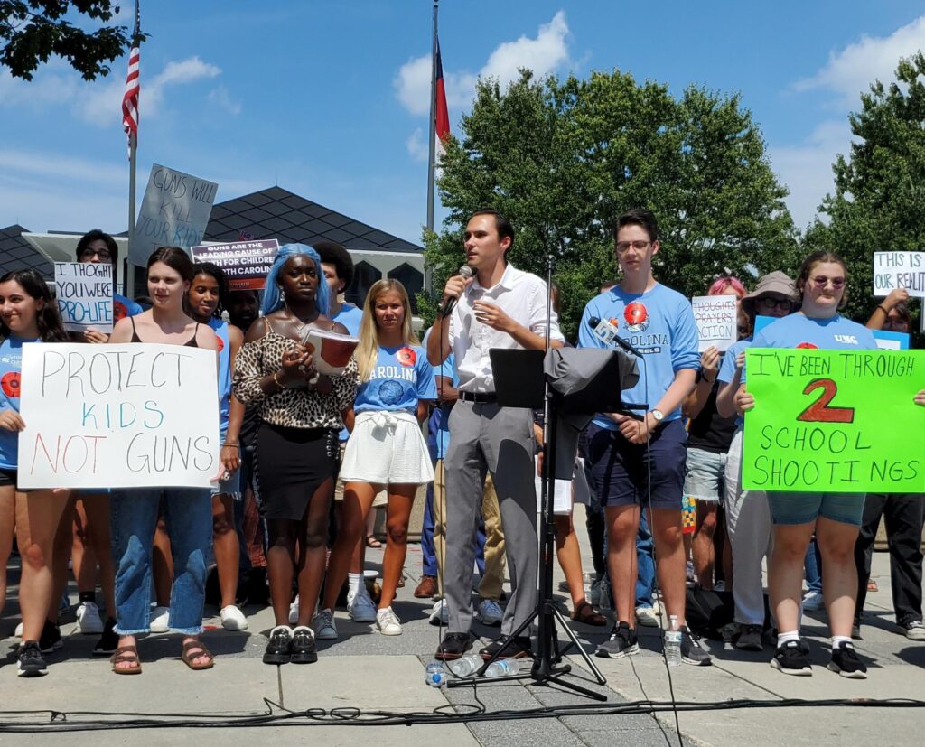 Photo gallery: UNC-CH students call for gun reform at General Assembly ...