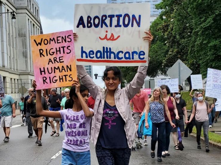 Local Democratic politicians mark Roe anniversary | News From The States