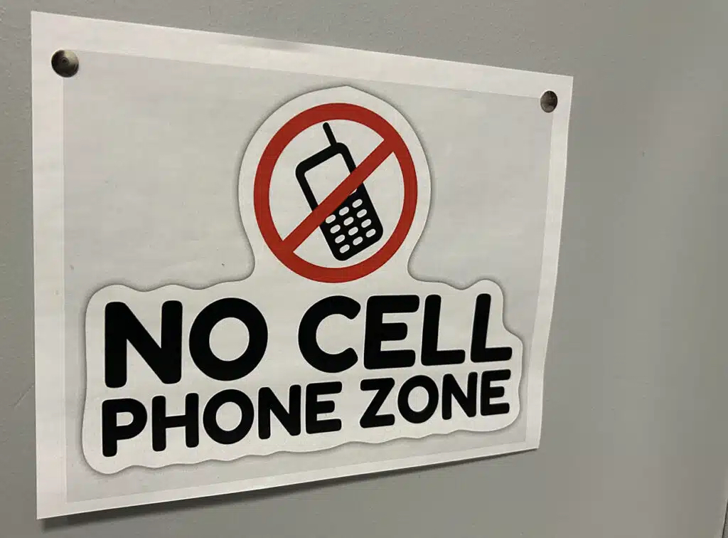 Teachers are happy with cellphone bans; students are more ambivalent ...