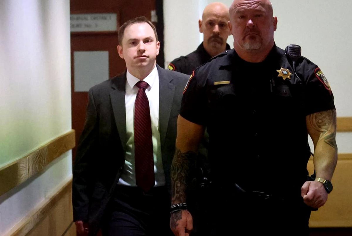 Ex-Fort Worth cop sentenced to nearly 12 years for manslaughter of ...