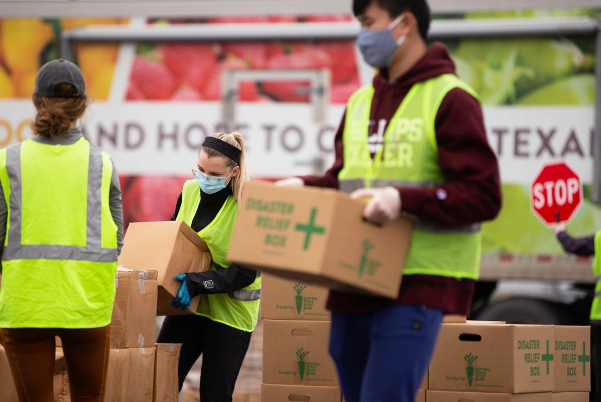 SNAP recipients will see a cut in food benefits starting this month ...