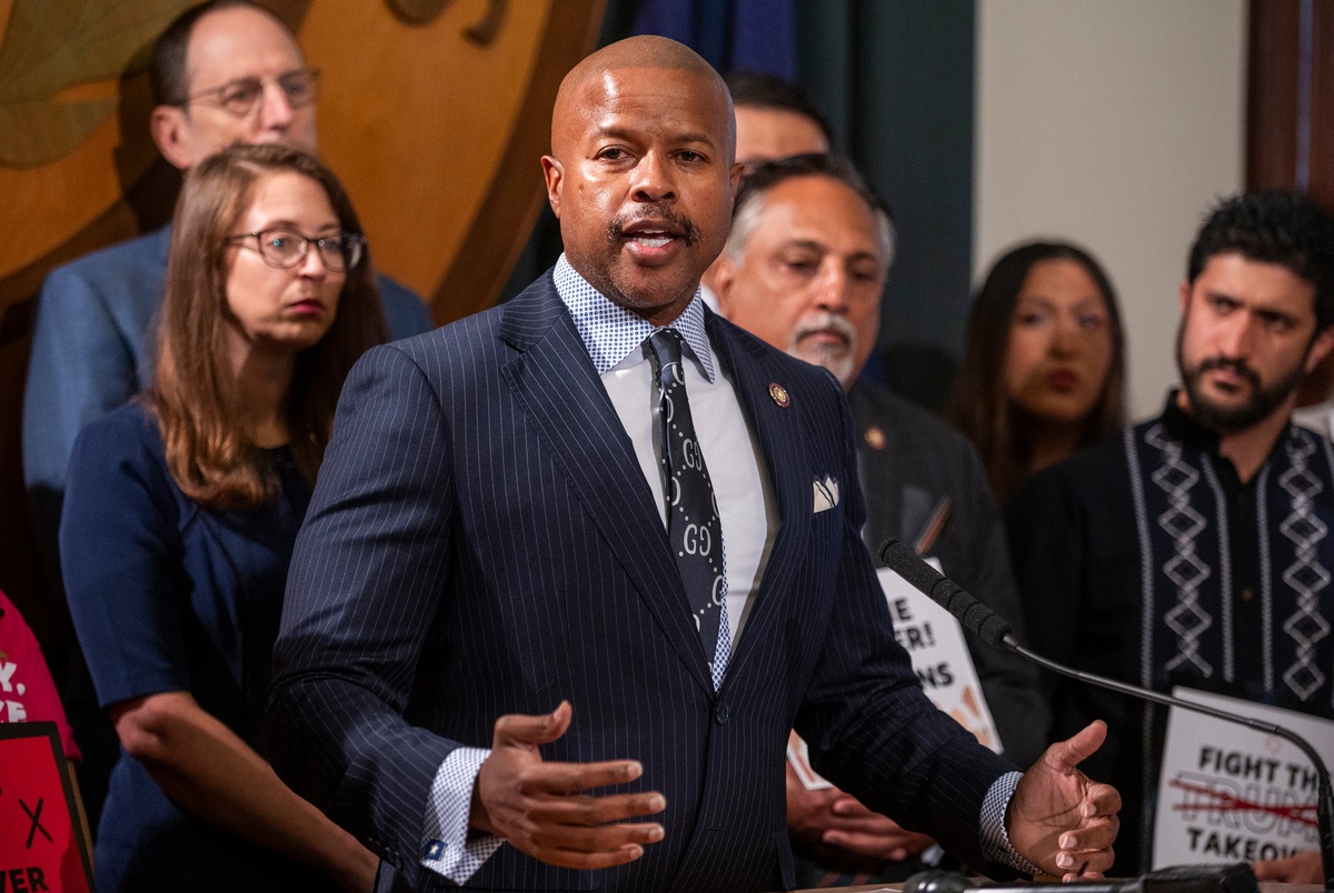 Texas Democrats are fundraising to potentially leave the state to block ...