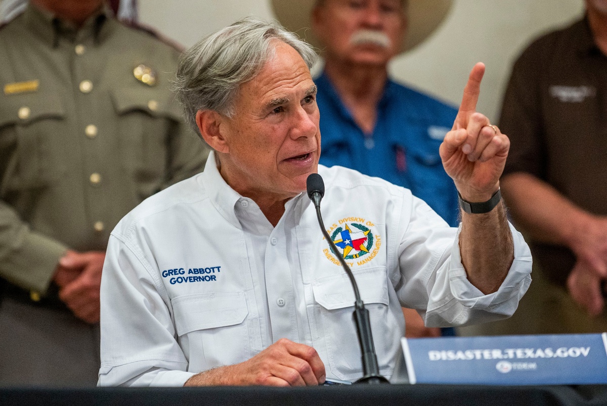 Riding political wins, a once-restrained Gov. Greg Abbott is ...