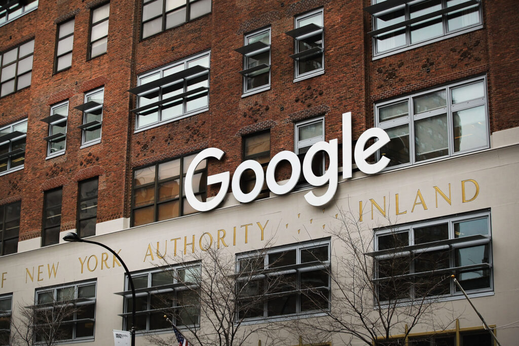 Attorneys general reach $700 million agreement with Google over Android ...