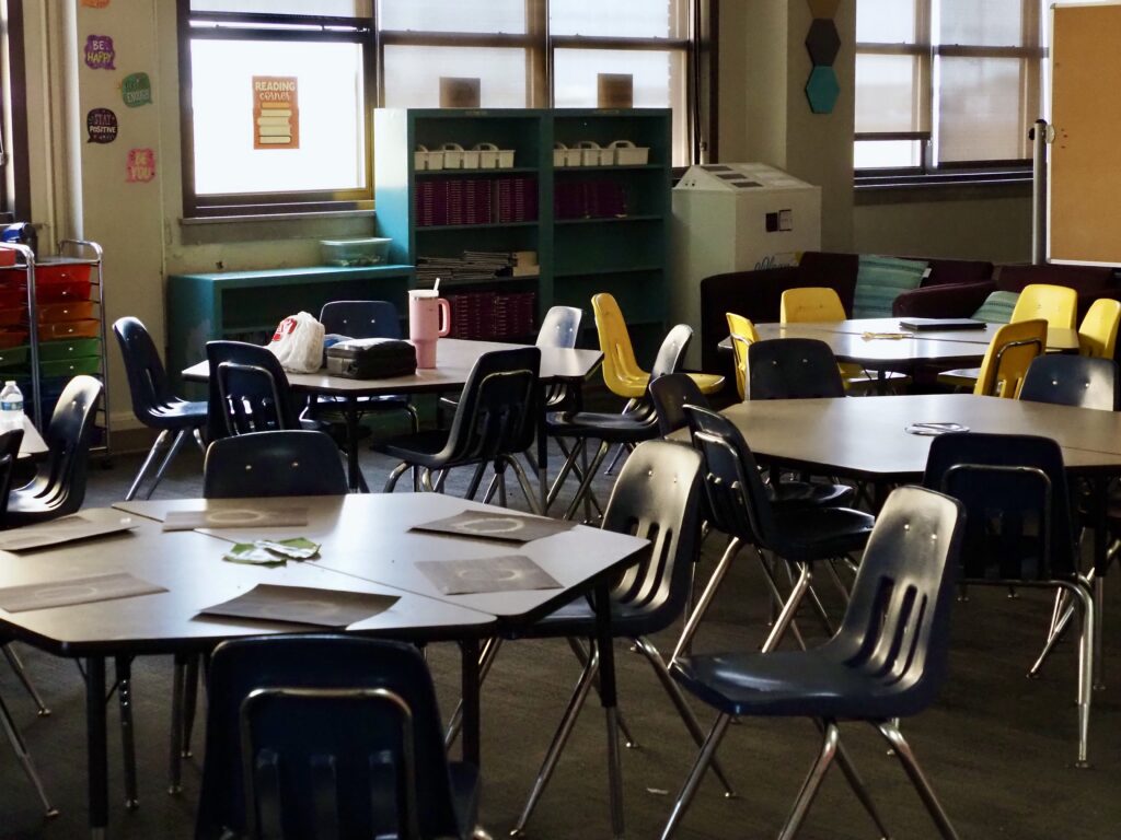 Signing bonuses draw 151 special education teachers to Oklahoma schools ...