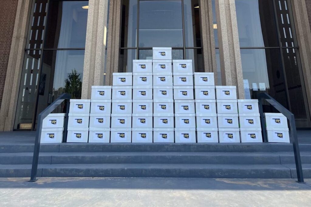 Controversial Oklahoma law affecting ballot initiatives draws legal ...