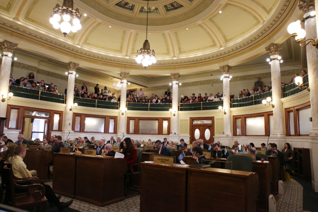 Planned oil drilling project in Alaska will be unaffected by rig’s fall ...