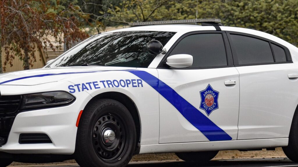 Arkansas law enforcement seeks suspect in killing of couple in state ...