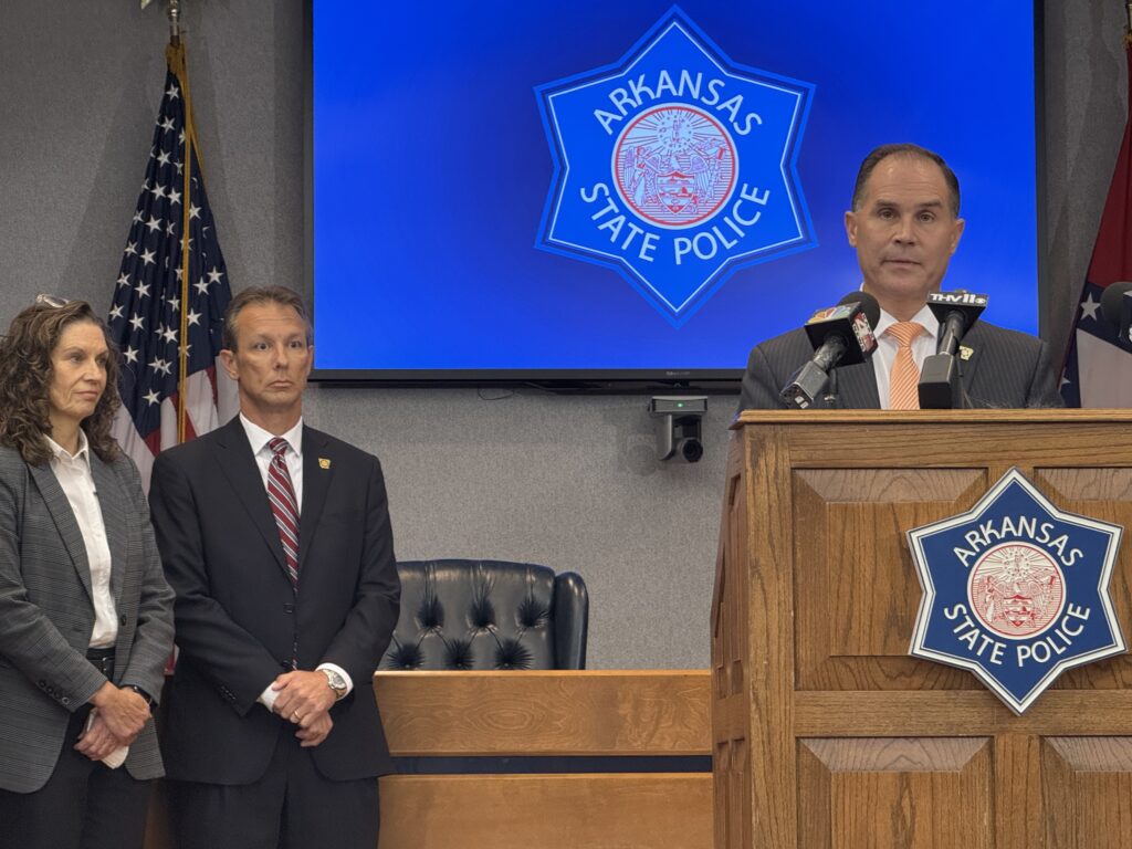 Prosecutor seeking death penalty in Devil’s Den killings | News From ...