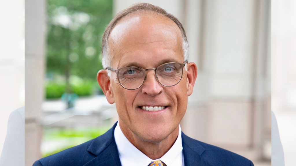 Indiana’s Higher Education Commissioner Chris Lowery to step down in ...