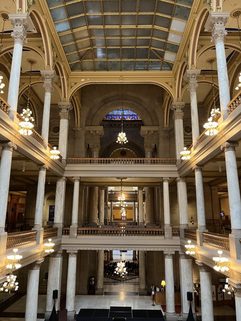 No more hybrid schedules for state workers as remote work slashed ...