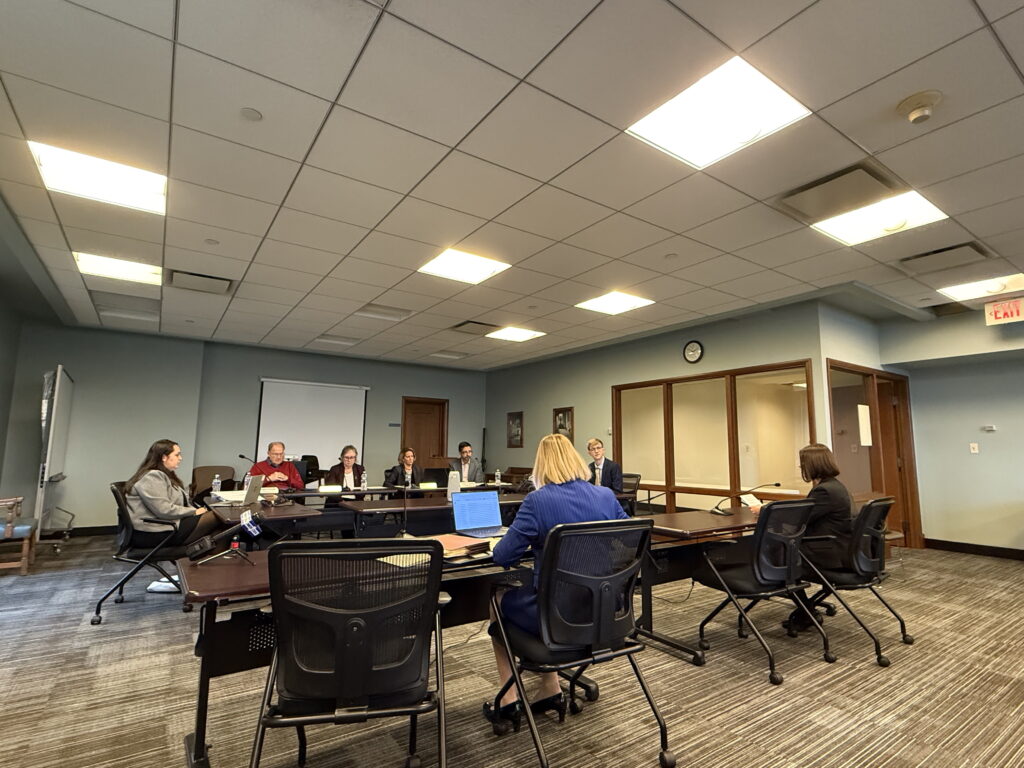 Indiana ethics panel approves Jennifer-Ruth Green settlement; possible ...