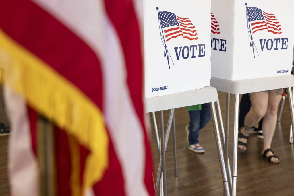 Kentuckians set early voting record ahead of Election Day, polls open ...