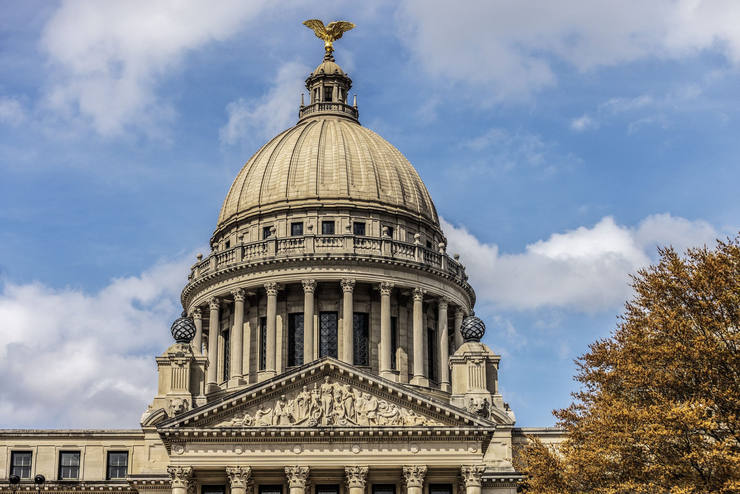 Mississippi’s credit outlook lowered from stable to negative over weak ...