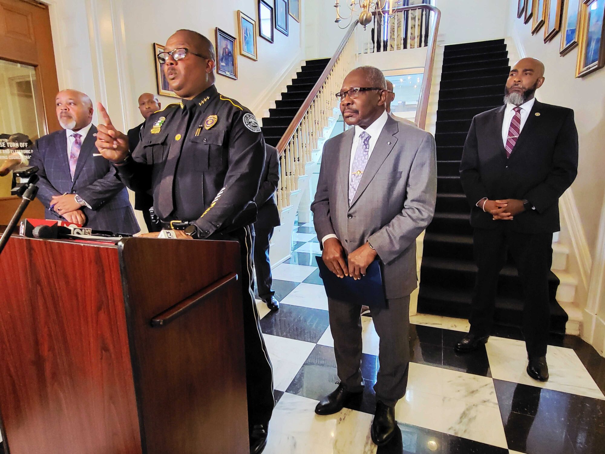Jackson police chief steps down to take another job, national search to ...