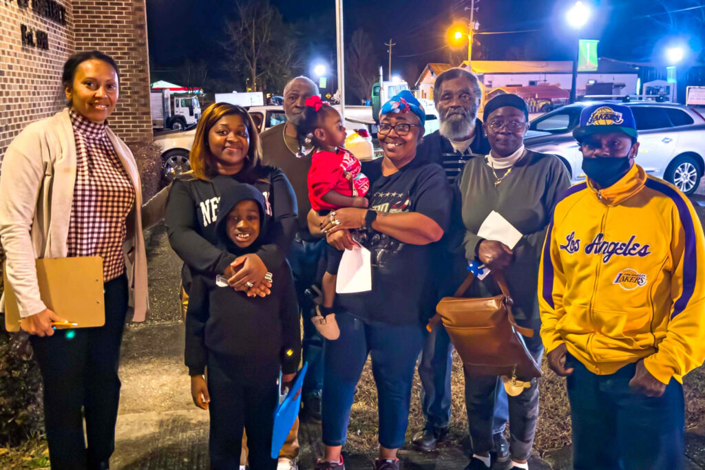 Black residents of Chestnut have little hope of access to public water ...