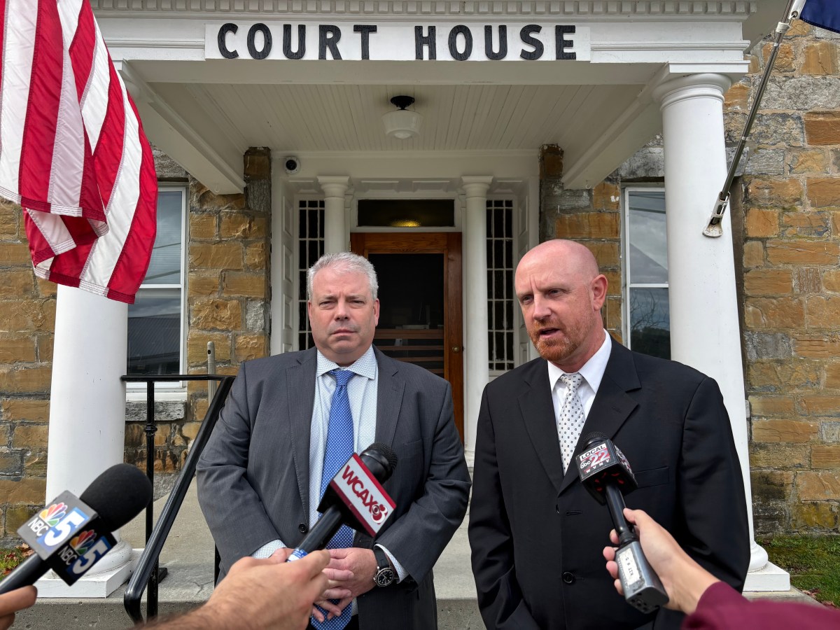 Judge declares mistrial, again, in assault case against Franklin County ...