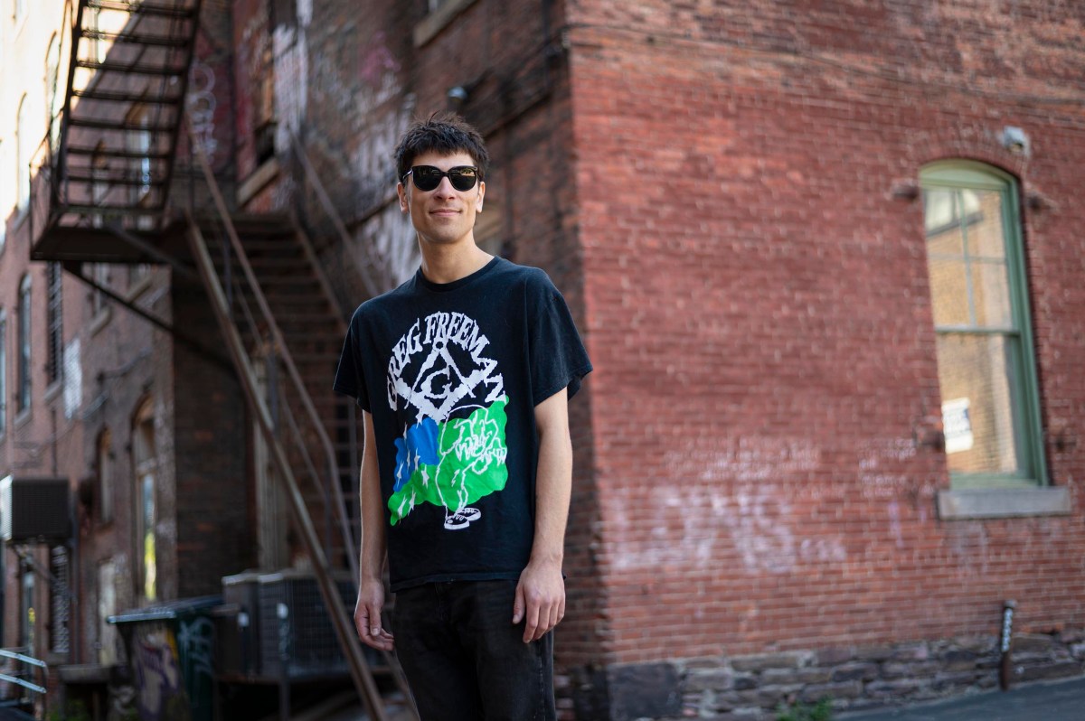 Burlington musician Kevin Bloom launches early bid for Chittenden County sheriff | News From The ...