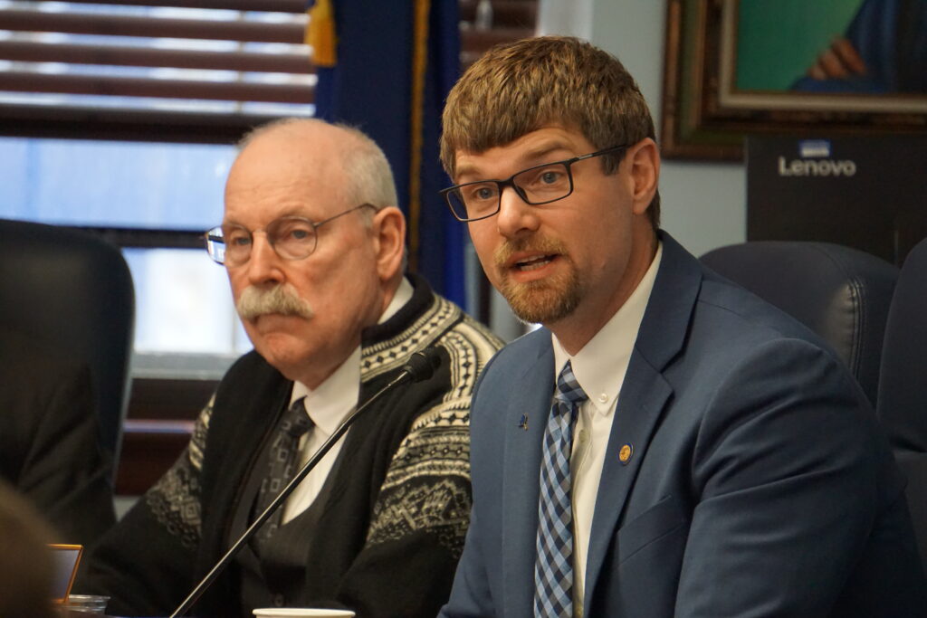 Alaska Senate approves payday alternative to checks and cash | News ...