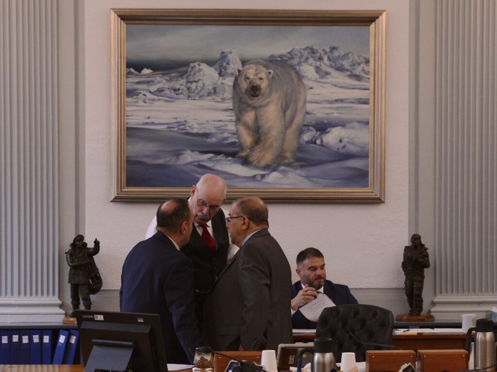 Alaska Senate committee drops proposed 2025 PFD to $1,000 per recipient ...