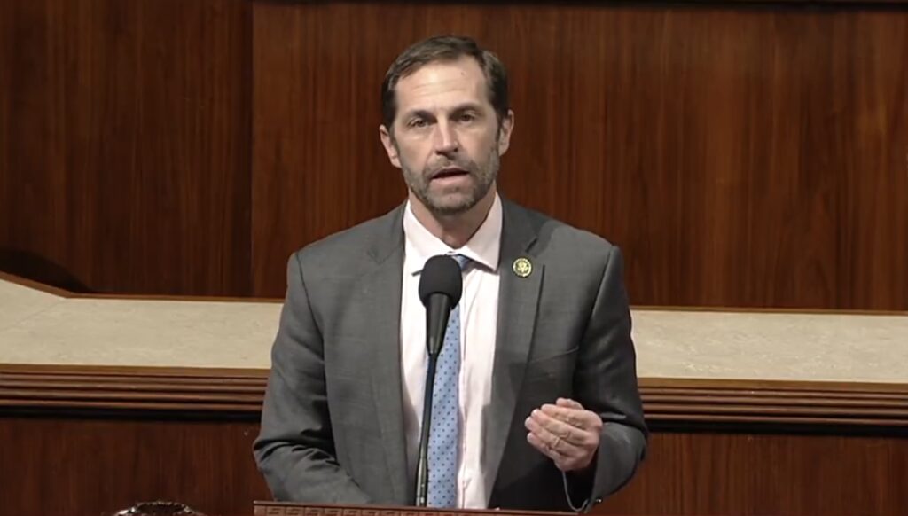 Colorado Republicans joined by 1 Democrat in supporting Kirk resolution ...