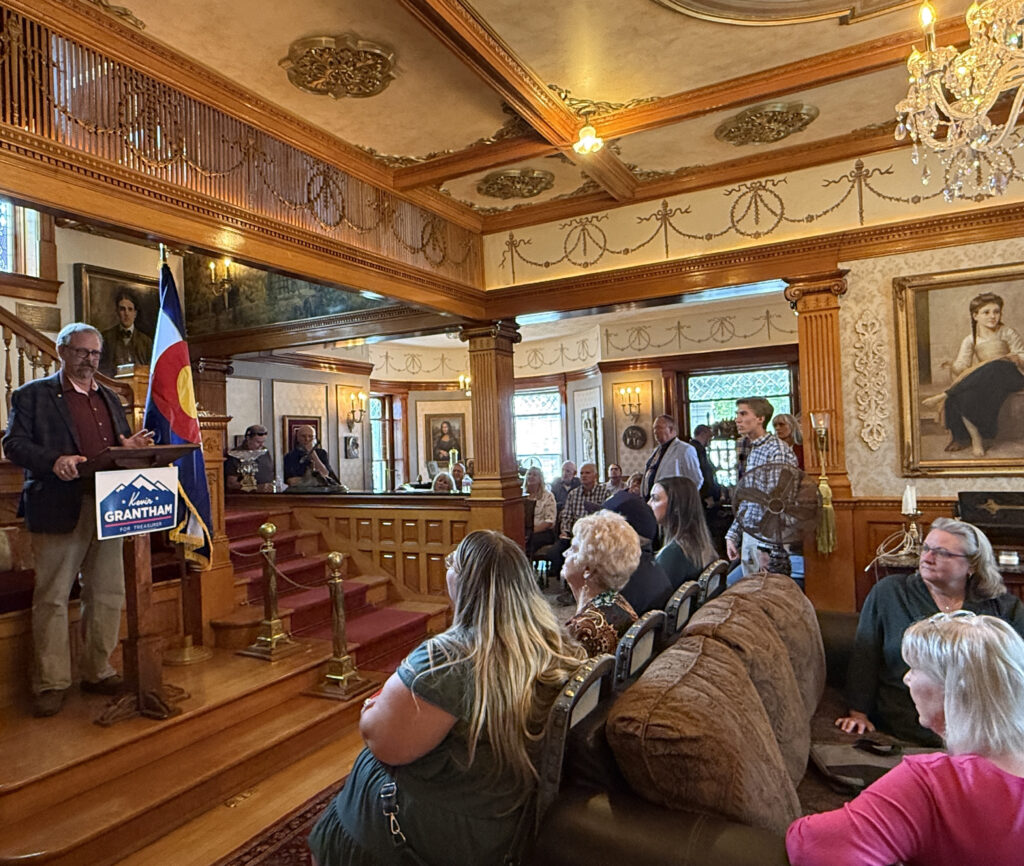 Former Colorado Senate president begins Republican campaign for state ...