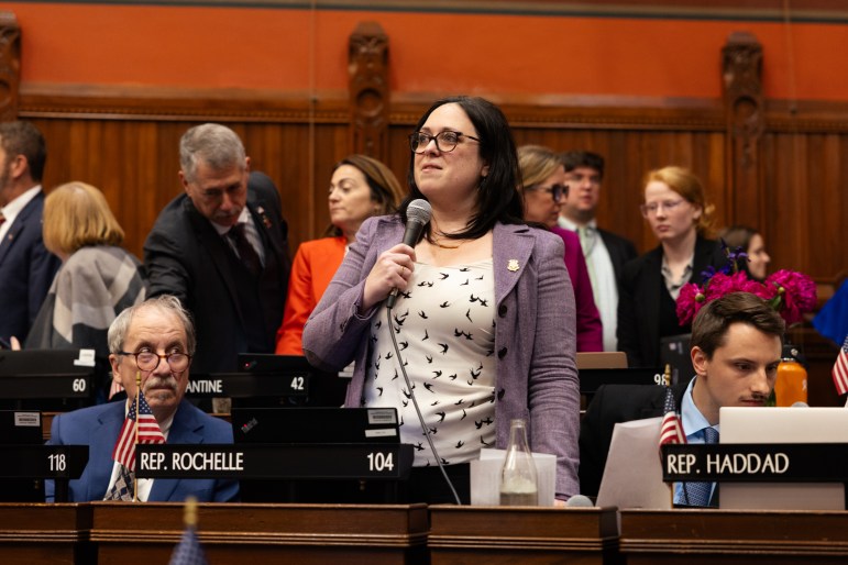 Despite key bills’ passage, legislative session ends on sour note ...