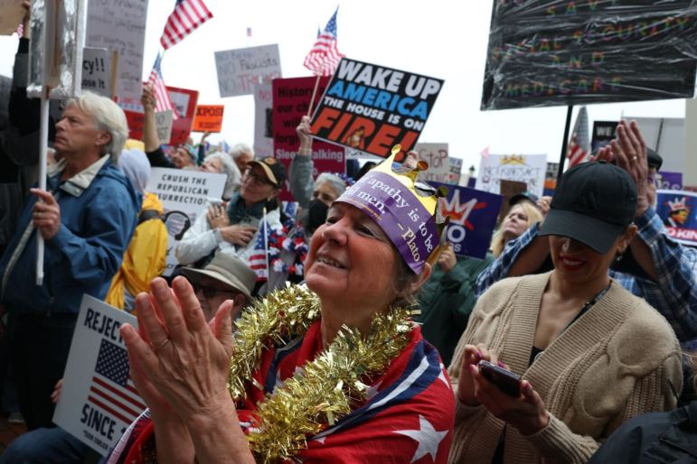 ‘No Kings’ protests draw thousands to CT and across the U.S. | News ...