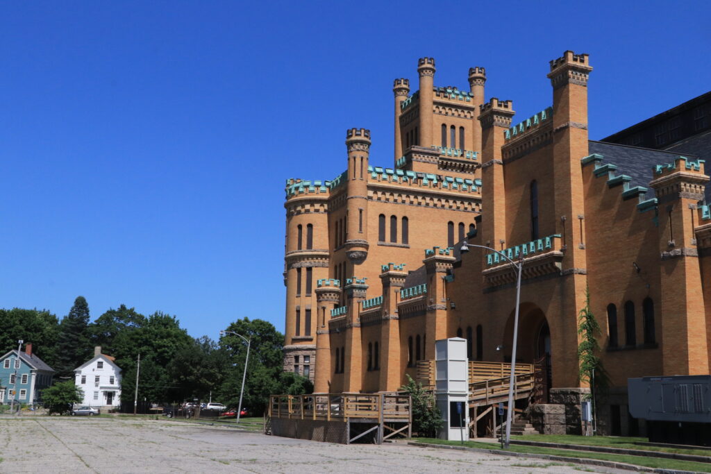 Cranston Street Armory could provide space for Hollywood film | News ...
