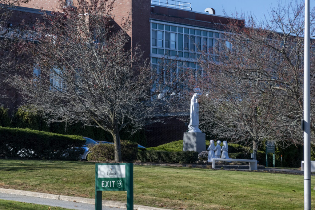 Prospect asks federal bankruptcy judge to expedite sale of Roger Williams, Fatima hospitals ...