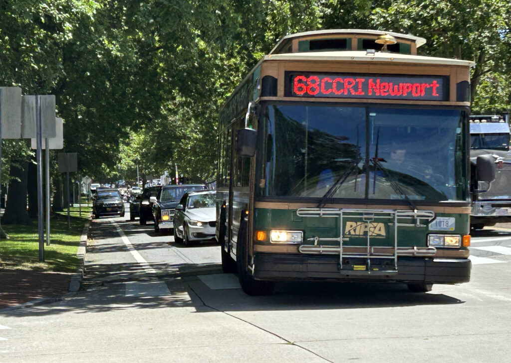 Discover Newport, Episcopal Diocese fund free RIPTA trolleys for ...
