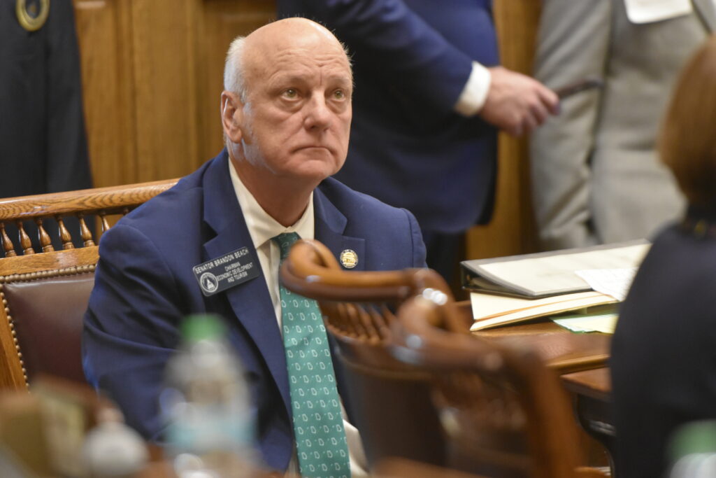 Gold Dome nuggets: No raises for powers that be, Senator Treasurer, Dem ...