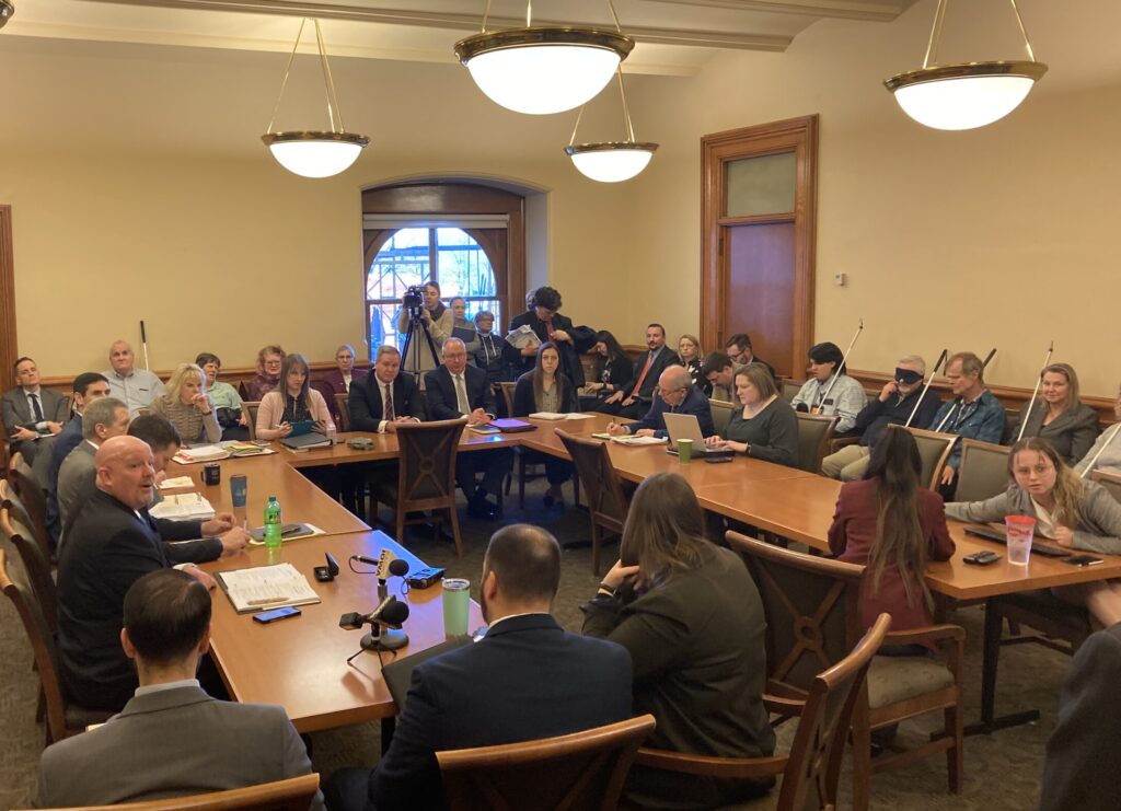 Tips from a former Iowa senator on how to influence legislation | News ...