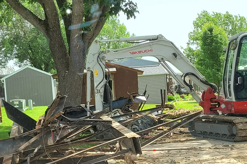 DNR issues fines for asbestos violations at mobile home park and former ...
