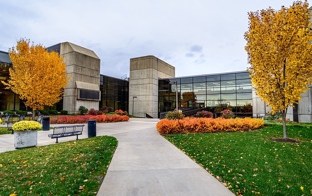 UI College of Dentistry faculty member charged with unethical conduct ...