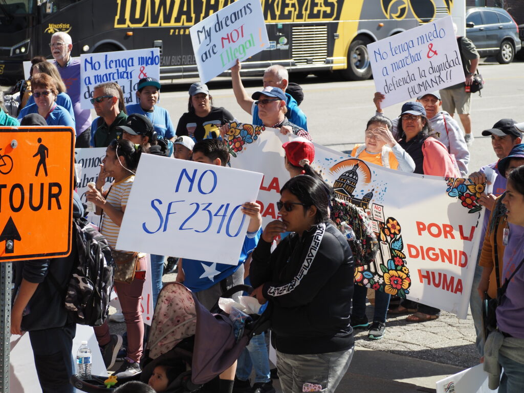 Judge plans to rule on Iowa immigration law before it takes effect July ...