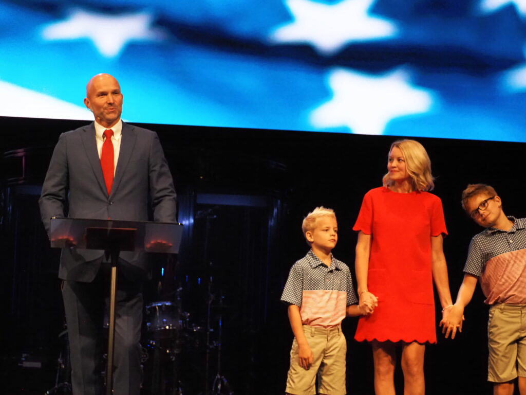 Former Iowa administrator Adam Steen announces GOP campaign for ...