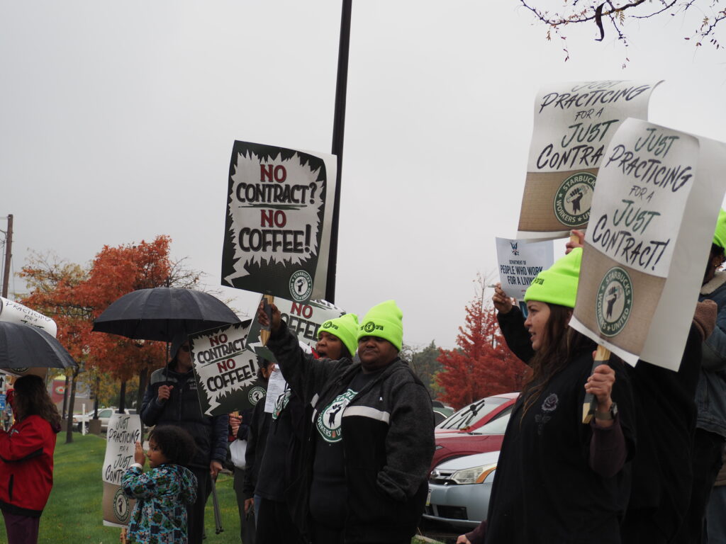 Unionized Starbucks workers rally in Des Moines ahead of potential ...