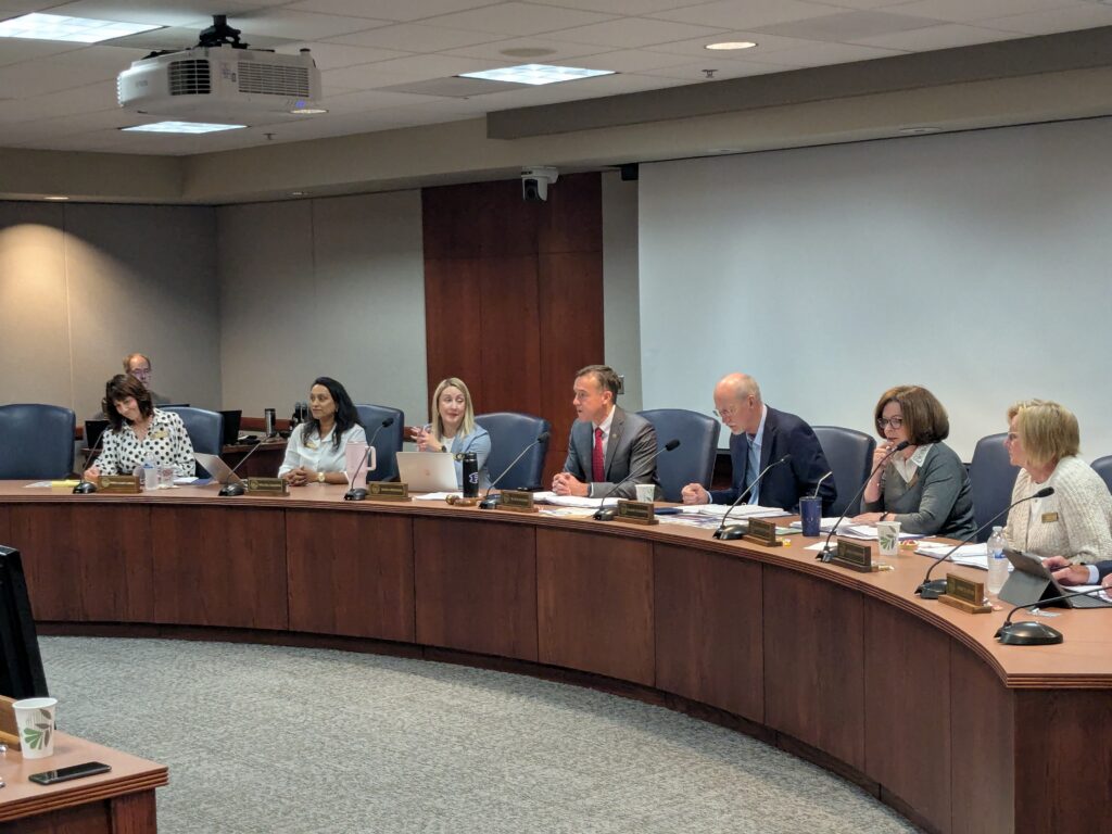 Kansas Board of Regents to study potential of allowing reduced-credit ...