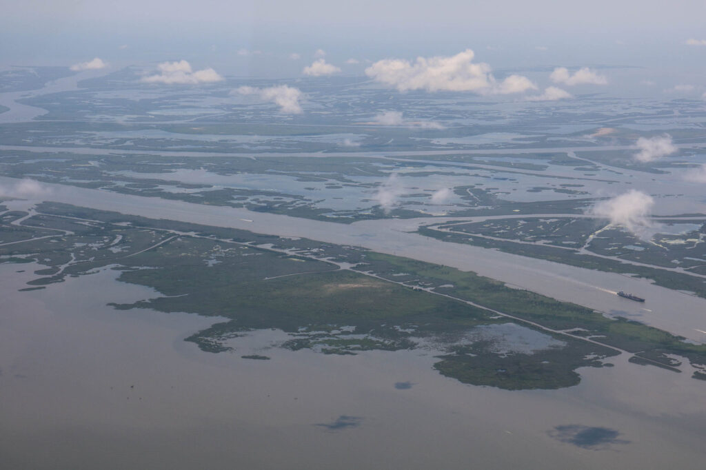 Mississippi River loses most of its sediment – and land building ...