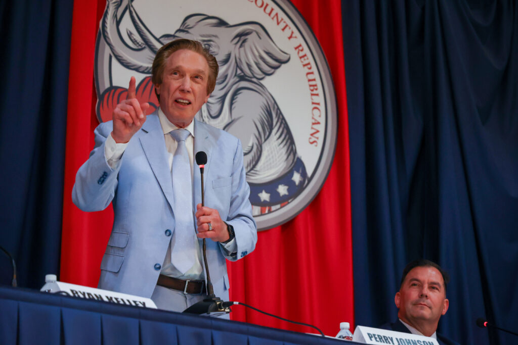 Michigan businessman Perry Johnson suspends presidential campaign ...