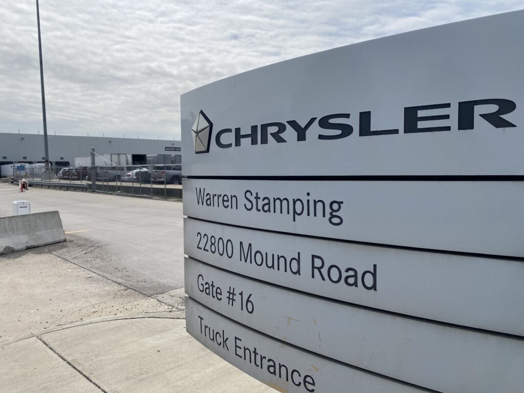 UAW Local 869 votes to authorize strike at Stellantis’ Warren Stamping ...